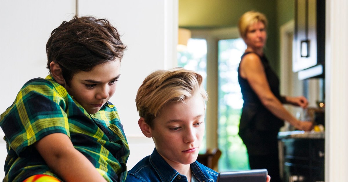 EE’s Age-Specific Smartphone Guidelines Address Child Safety | Telco ...