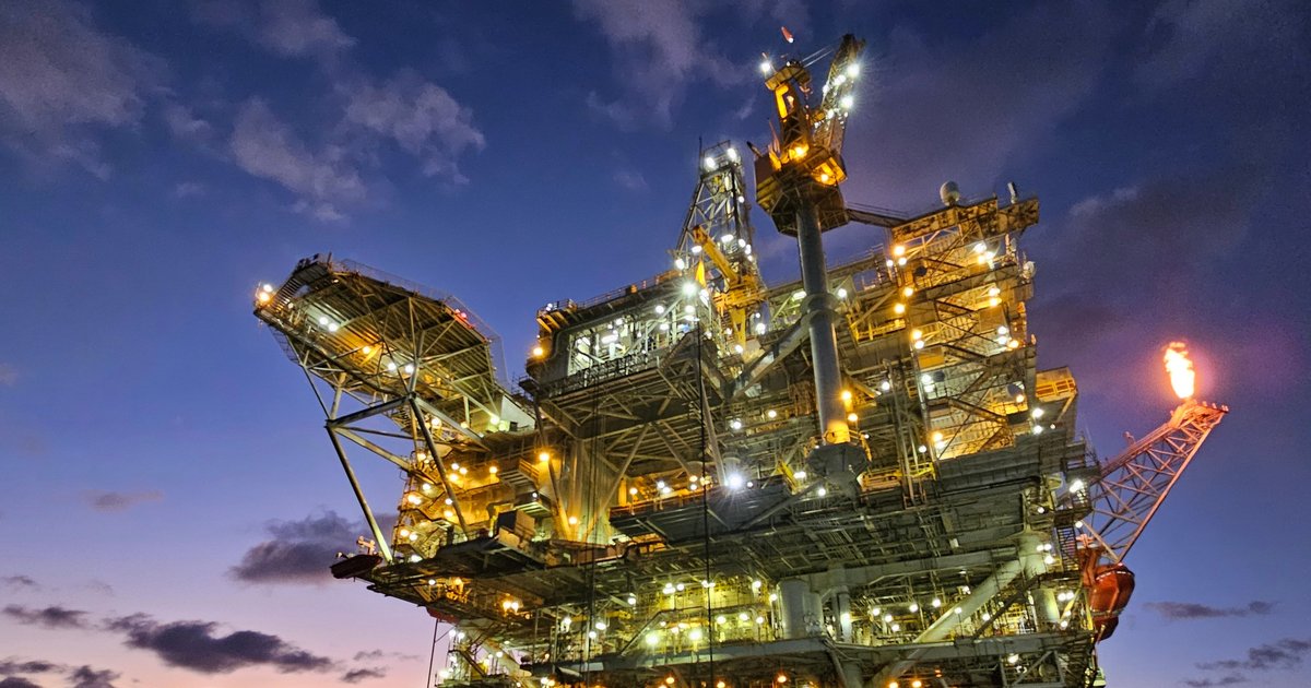How Are Global Oil Firms Uniting to Cut Emissions? | Manufacturing Digital
