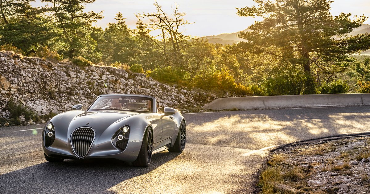 Wiesmann retains classic luxury but Hi Phi X EV reinvents it | EV Magazine