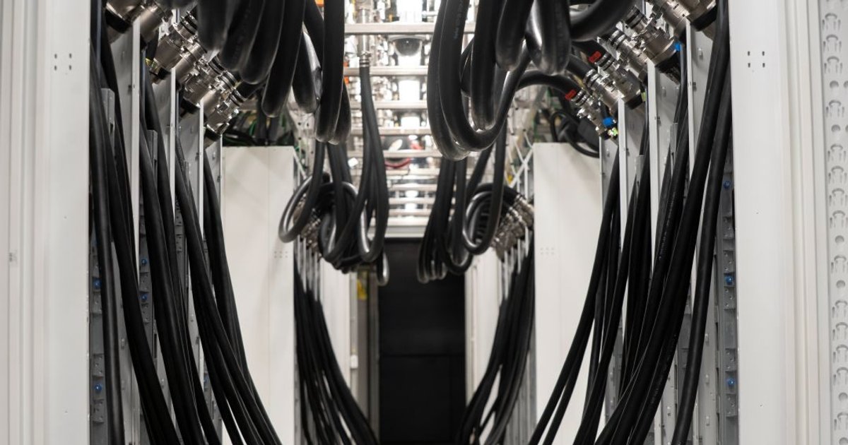 Microsoft: First AI Superfactory Redefines AI Workloads | Technology ...