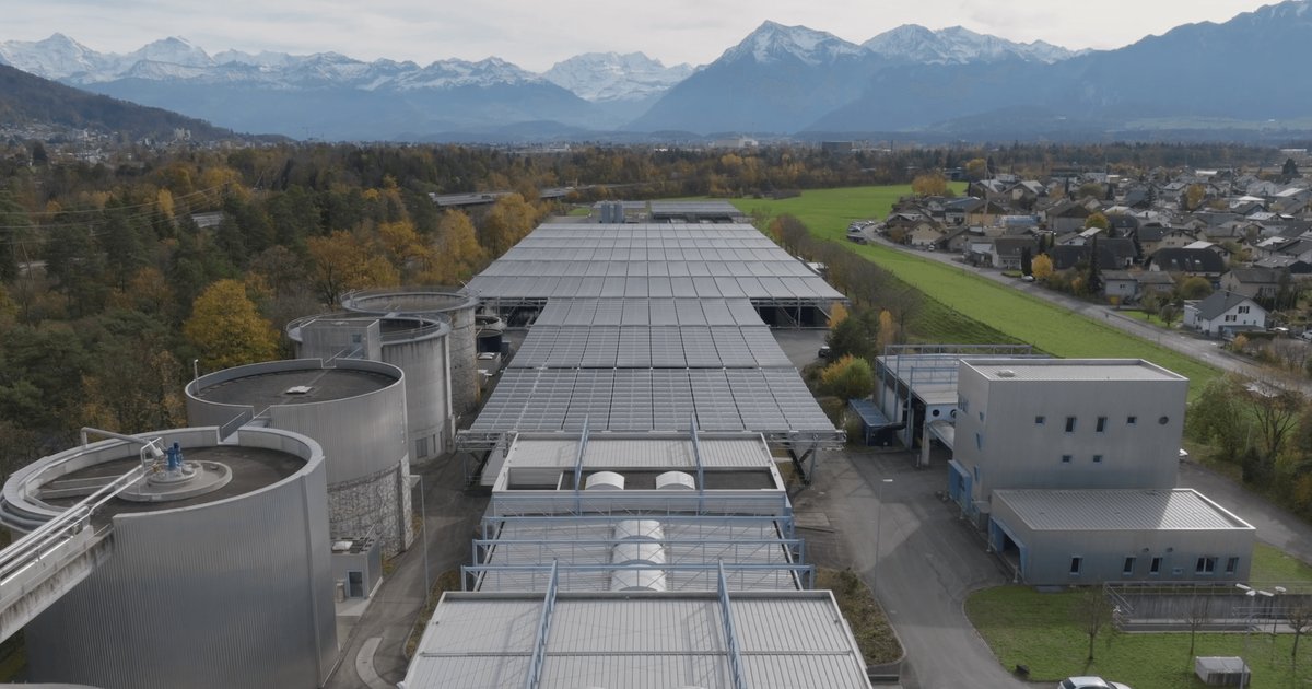 Huge Foldable Solar Roof - a Renewable Energy Landmark | Energy Magazine