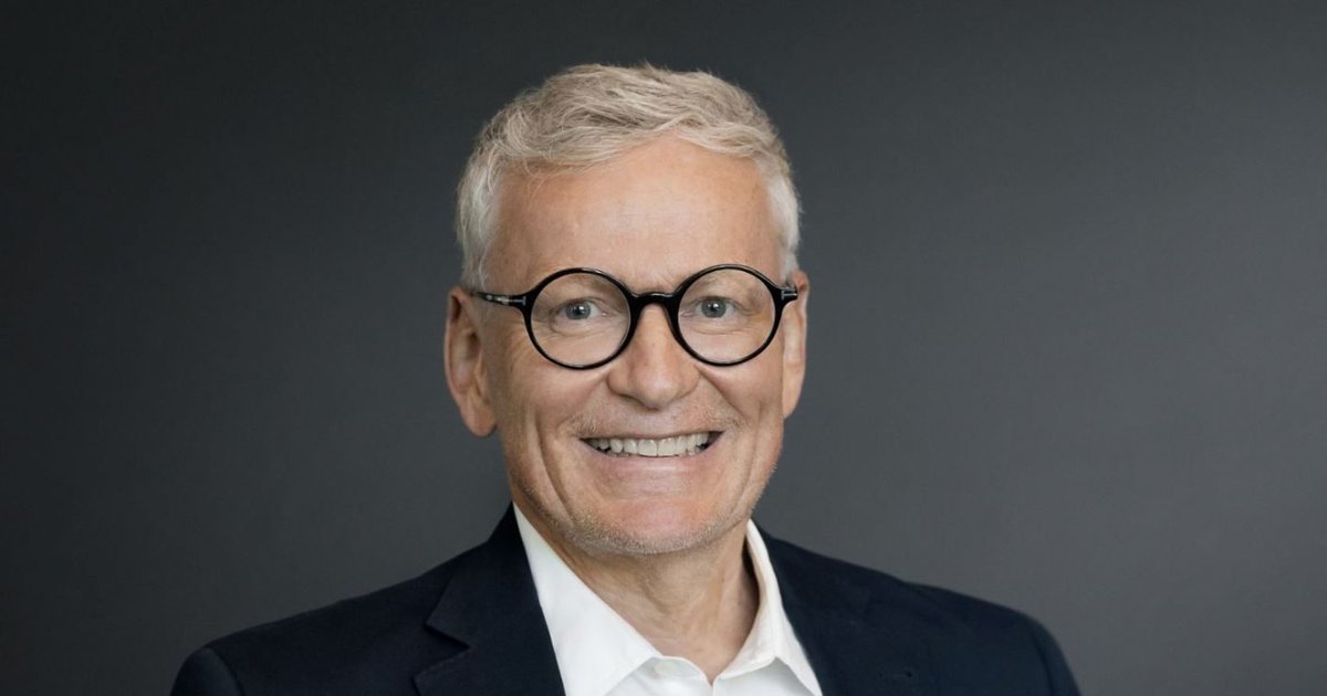 Porsche AG & MHP Virtual Training Uses Apple Vision Pro | Manufacturing ...