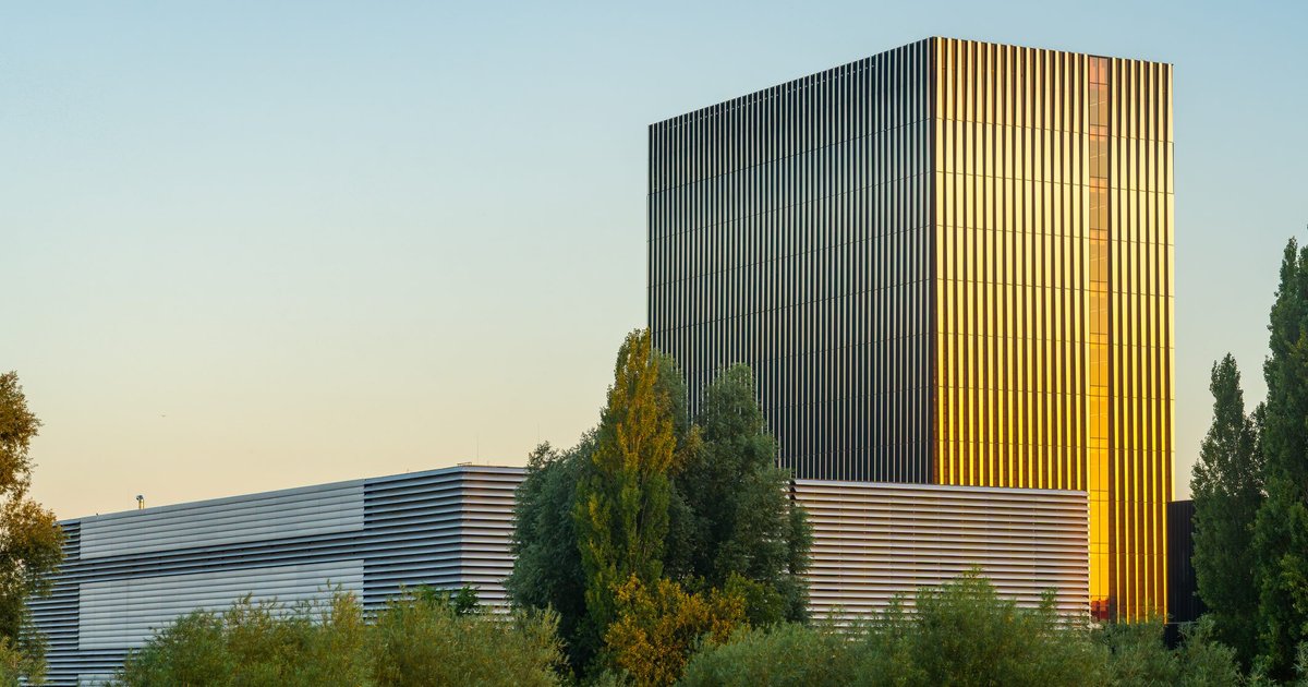 Equinix: Managed Colocation for Scale, Reach and Control | Data Centre ...