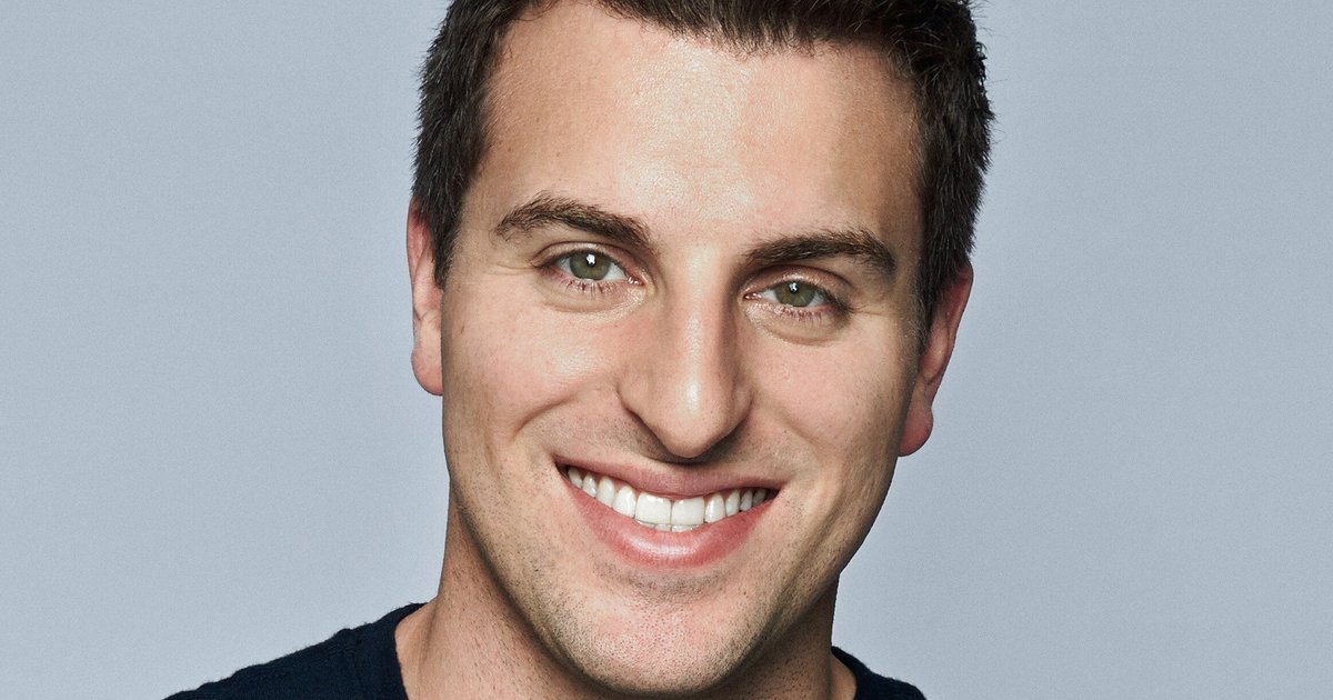 How Airbnb CEO Views AI Growth Without Heavy CapEx Spending | Finance Chief