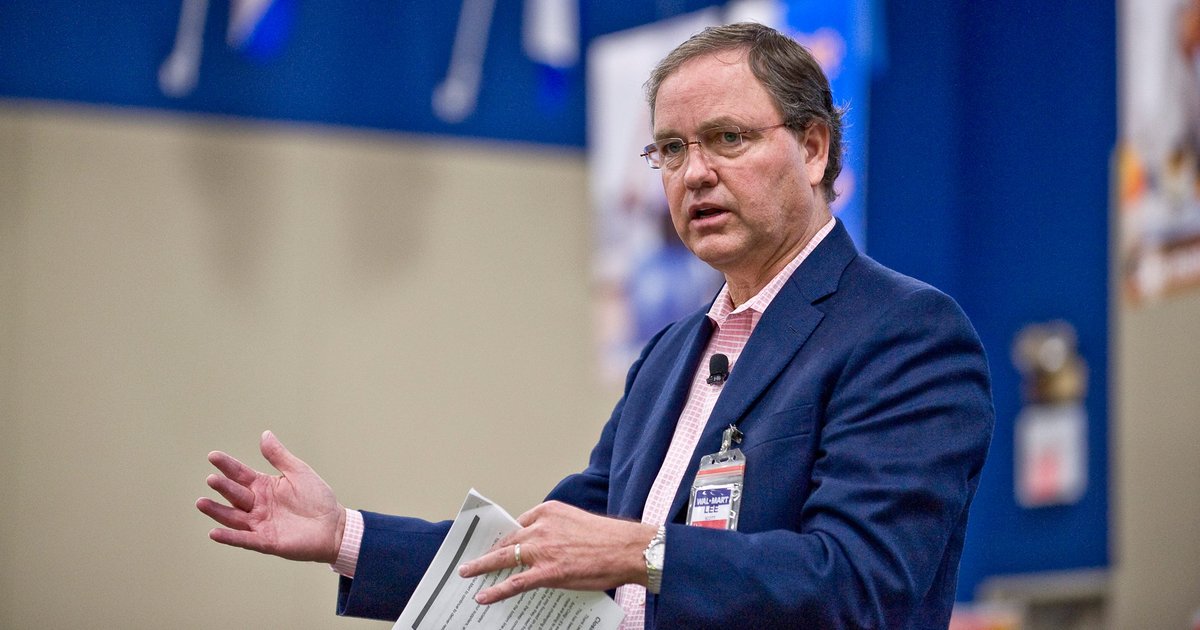 20 Years On: Walmart's Pioneering Sustainability Pledge ...