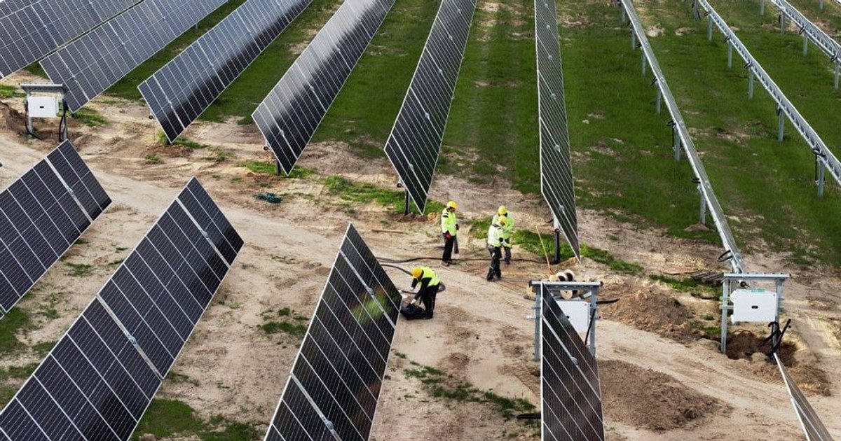 What's Apple’s Promise on Clean Energy and Water Investment? | Energy ...
