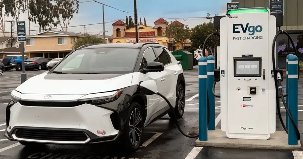 Toyota and EVgo: Expand Fast Charging Network Nationwide | EV Magazine