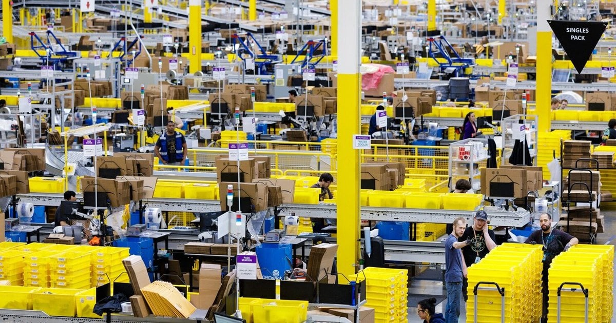 Why P&G and 3M are Outsourcing Logistics to Amazon | Manufacturing Digital