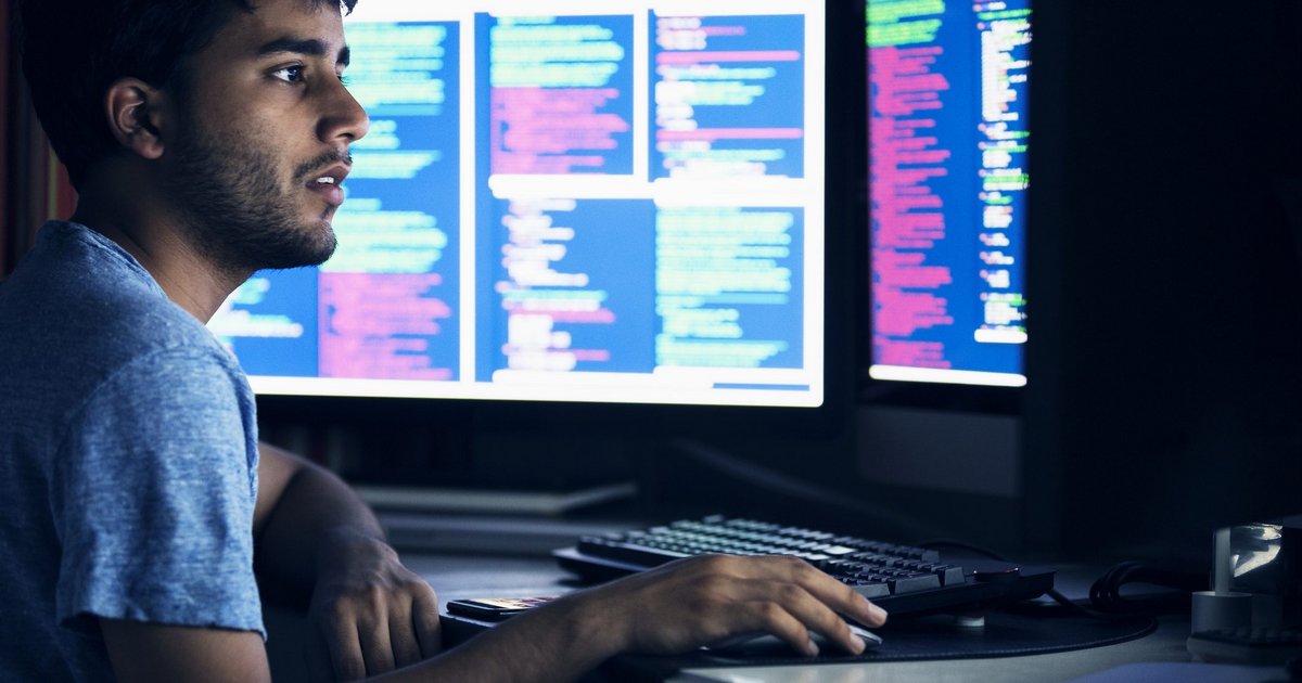 Humans and AI: The double-edged sword of cybersecurity | Cyber Magazine