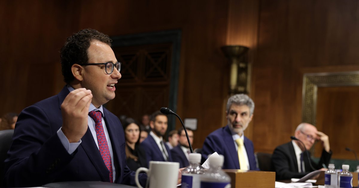 Inside the Talks Between Anthropic CEO and the White House | Technology ...