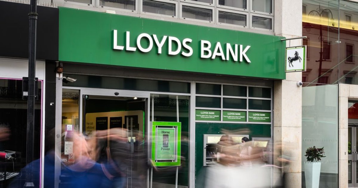 Lloyds & IBM: Using Quantum Computing to Tackle Money Mules ...
