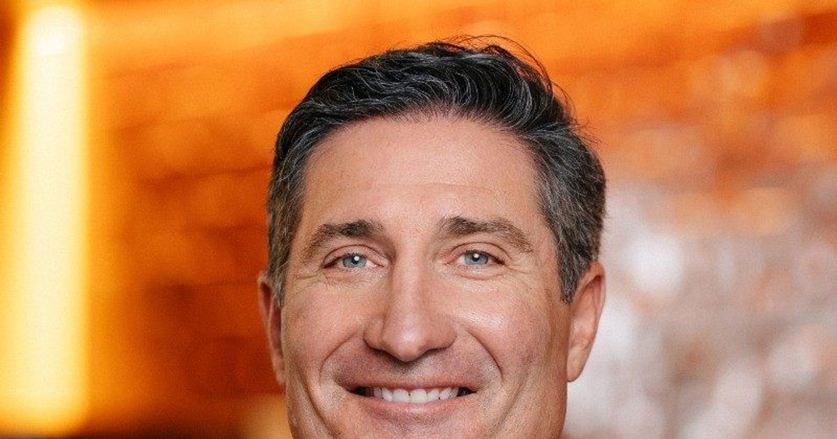 What Mistake Does Starbucks CEO Brian Niccol Admit Making? | Business Chief