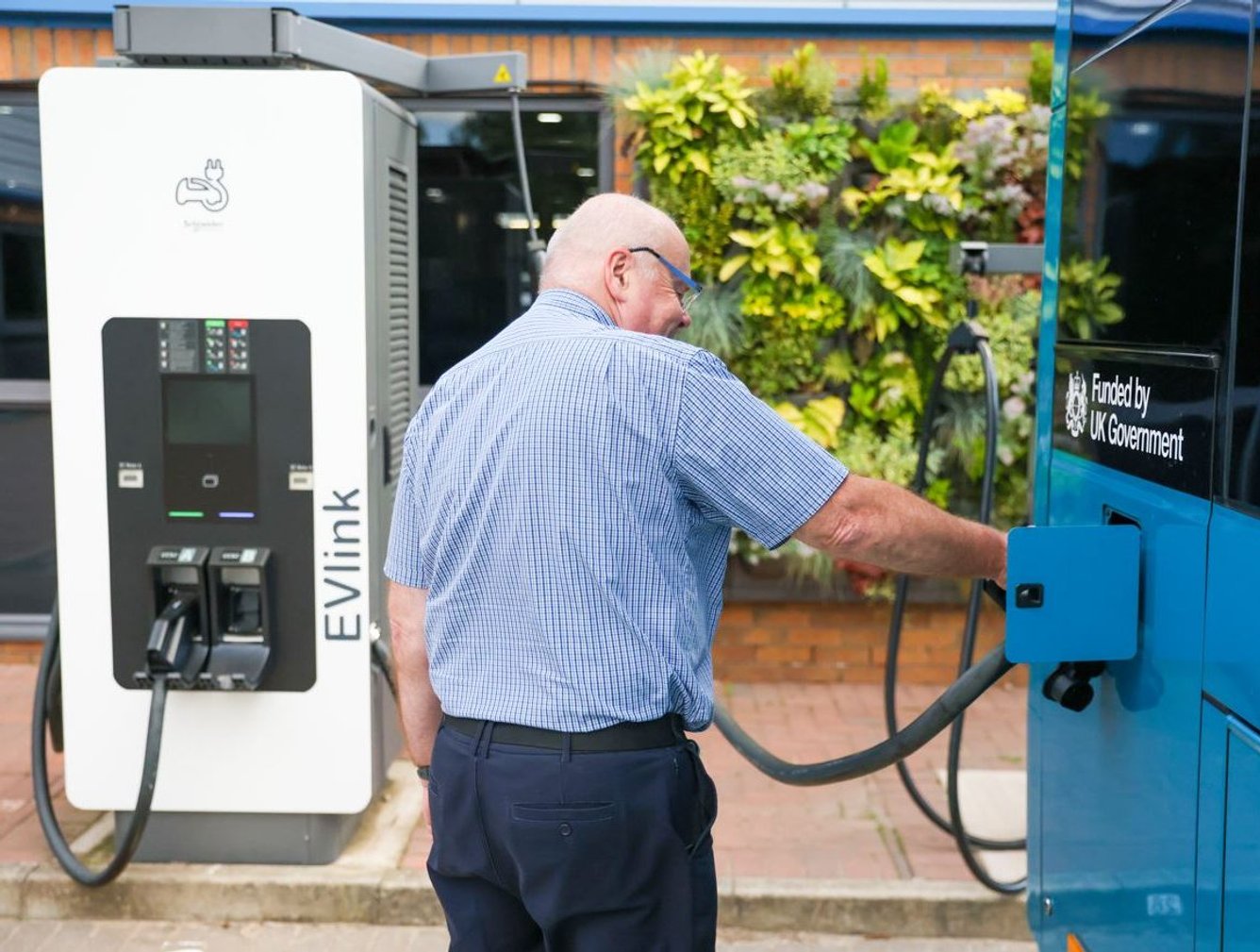 Stagecoach, Schneider & the Decarbonisation of Bus Networks ...