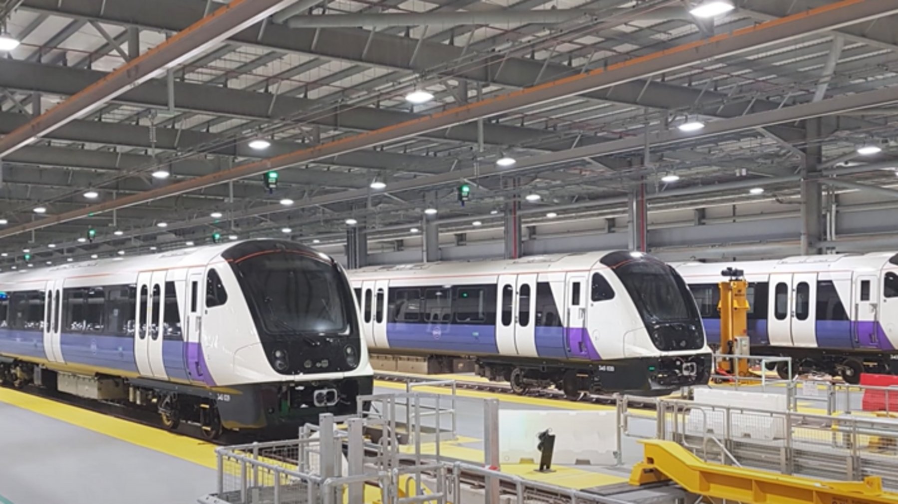 Elizabeth Line opens doors to energy and digital efficiency | Energy ...