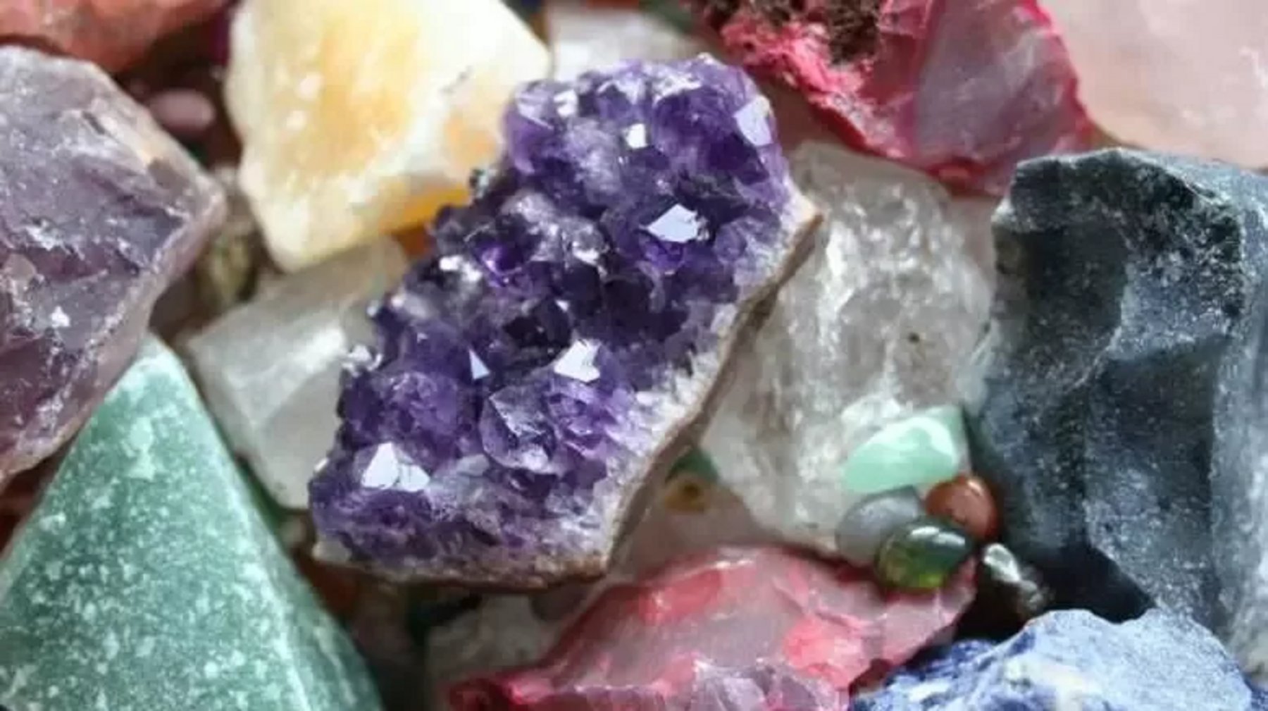 [PHOTOS] The exotic world of rare minerals and gems | Mining Digital