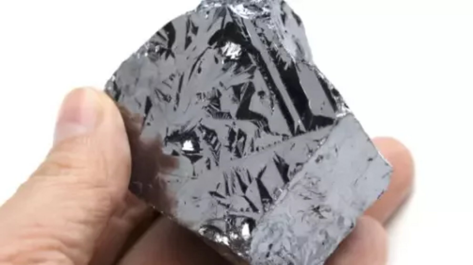 Vision Blue Resources invests $125m in Sinova Global | Mining Digital