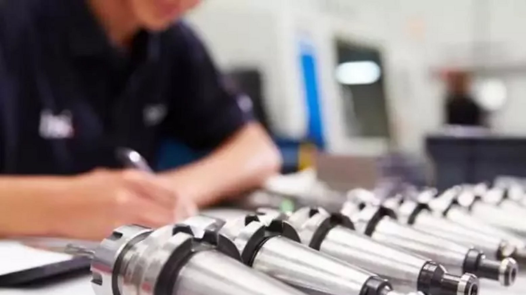 Over half of British engineers receive just five days of training ...