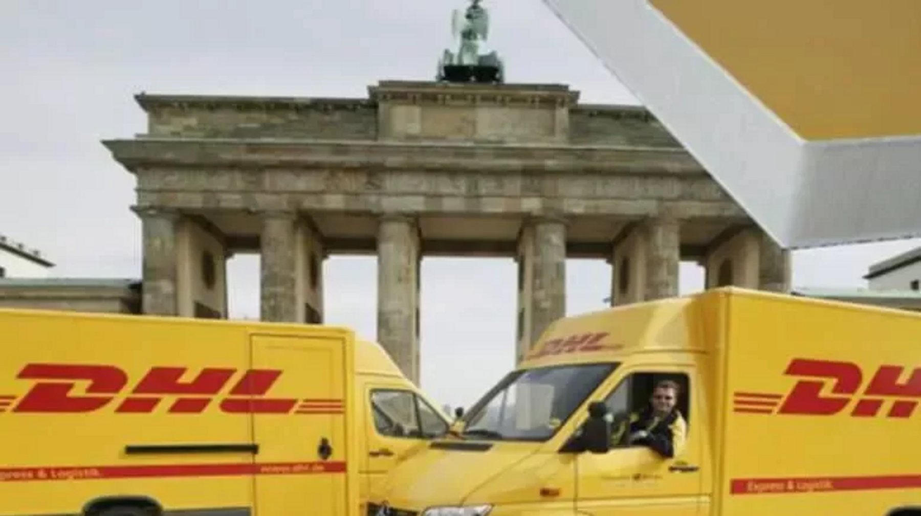 DHL Launches Smart Sentry Tracking Technology | Supply Chain Magazine