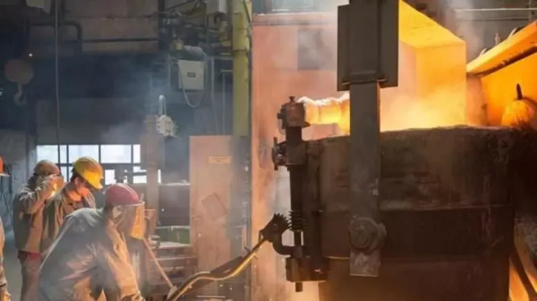 [VIDEO] How-To: Turn Iron Ore into Steel | Mining Digital