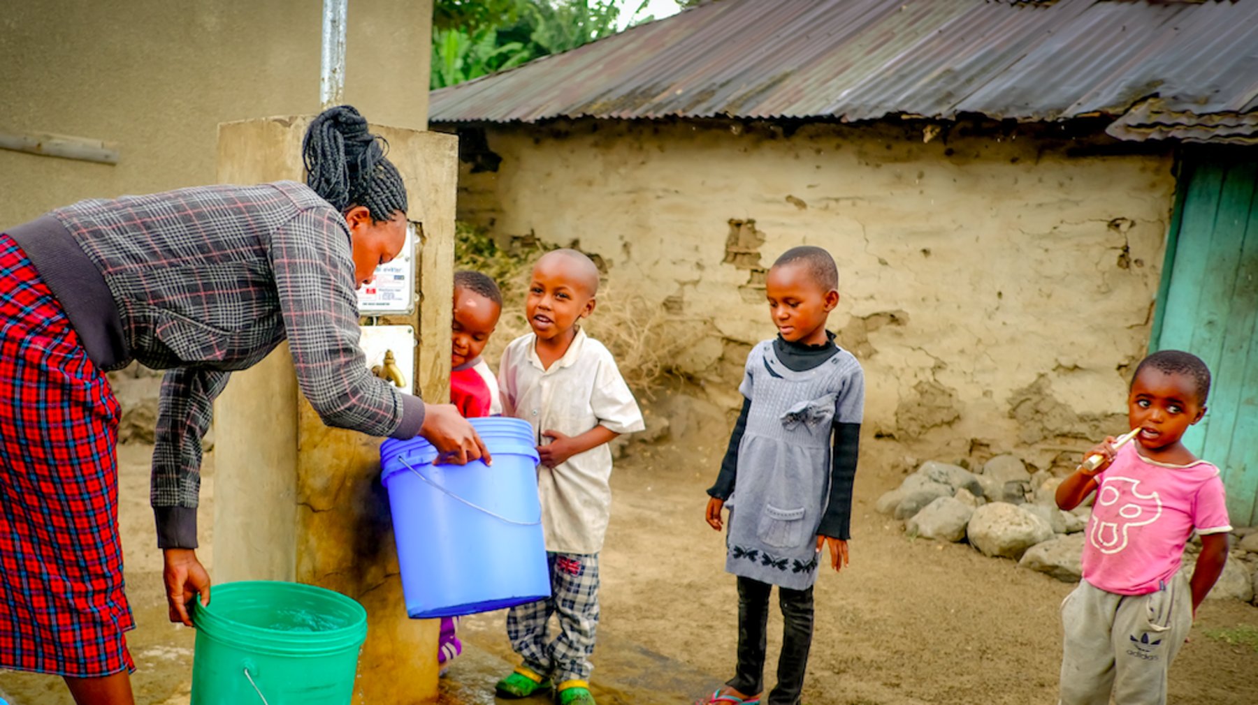 Tackling the African water crisis with mobile technology | Technology ...