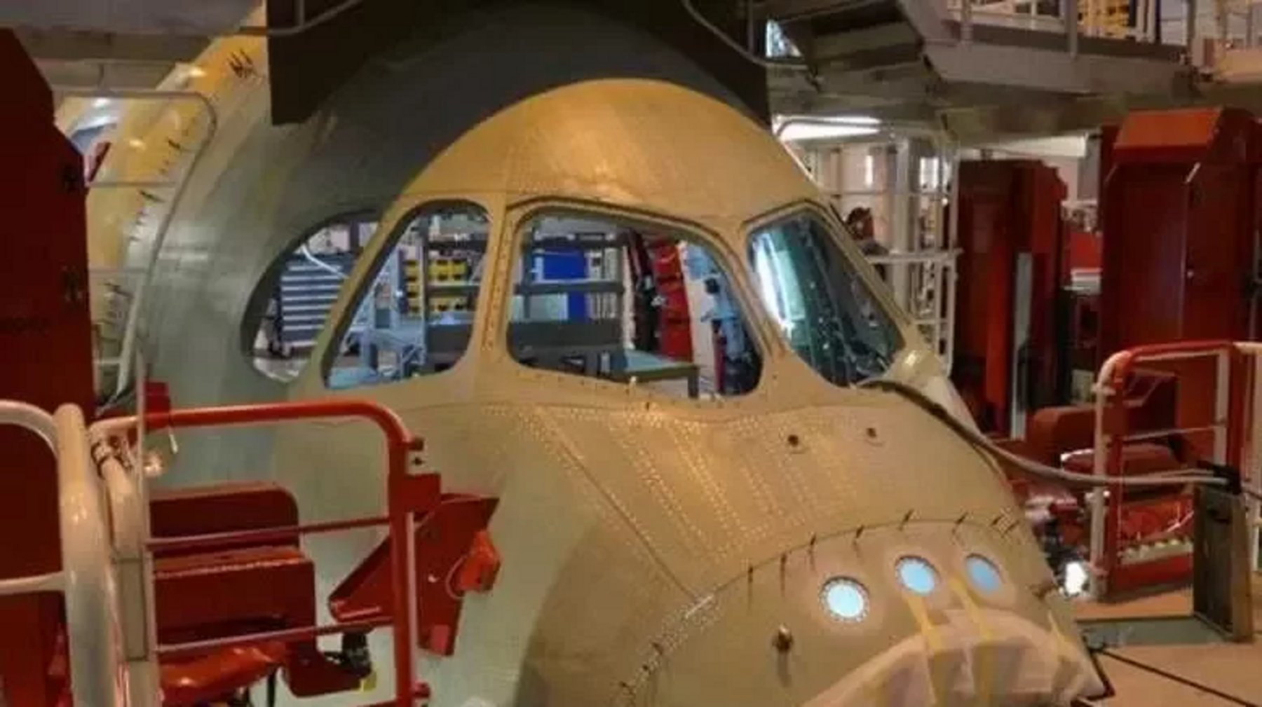 A350-1000 fuselage assembly begins in Hamburg and Saint-Nazaire ...