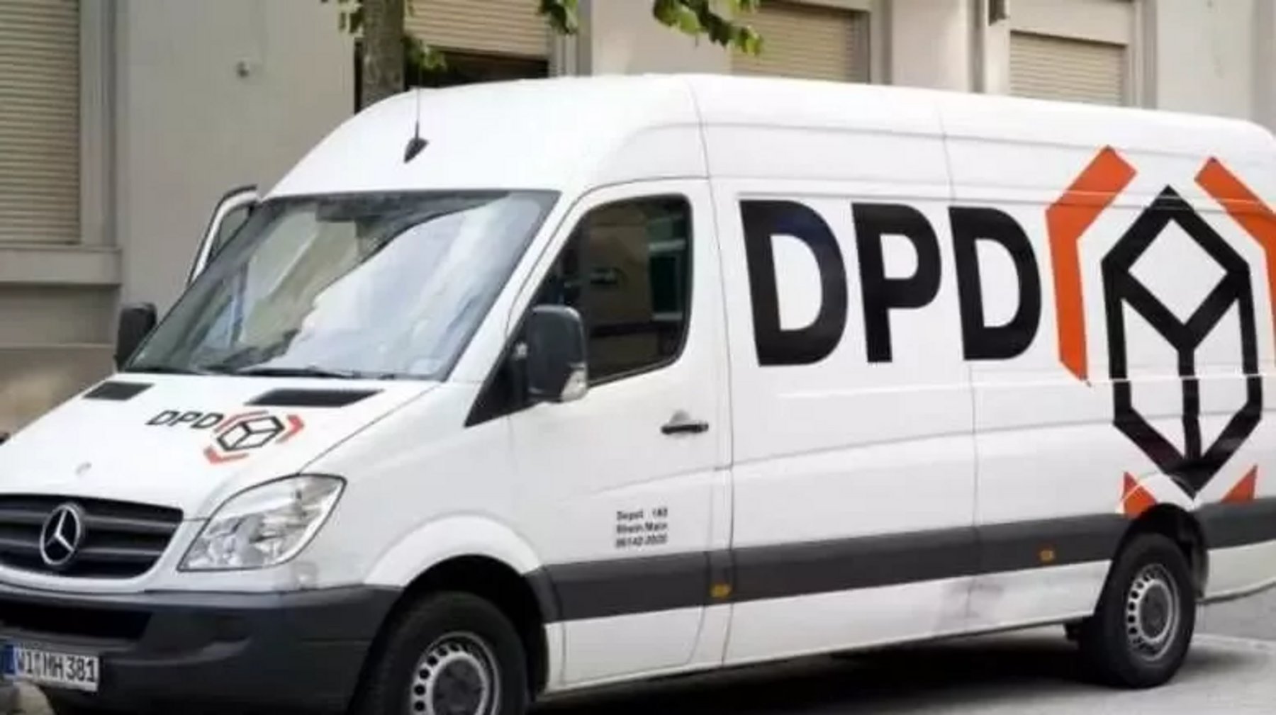 2016 National Business Awards: DPD wins Customer Focus Award for the ...