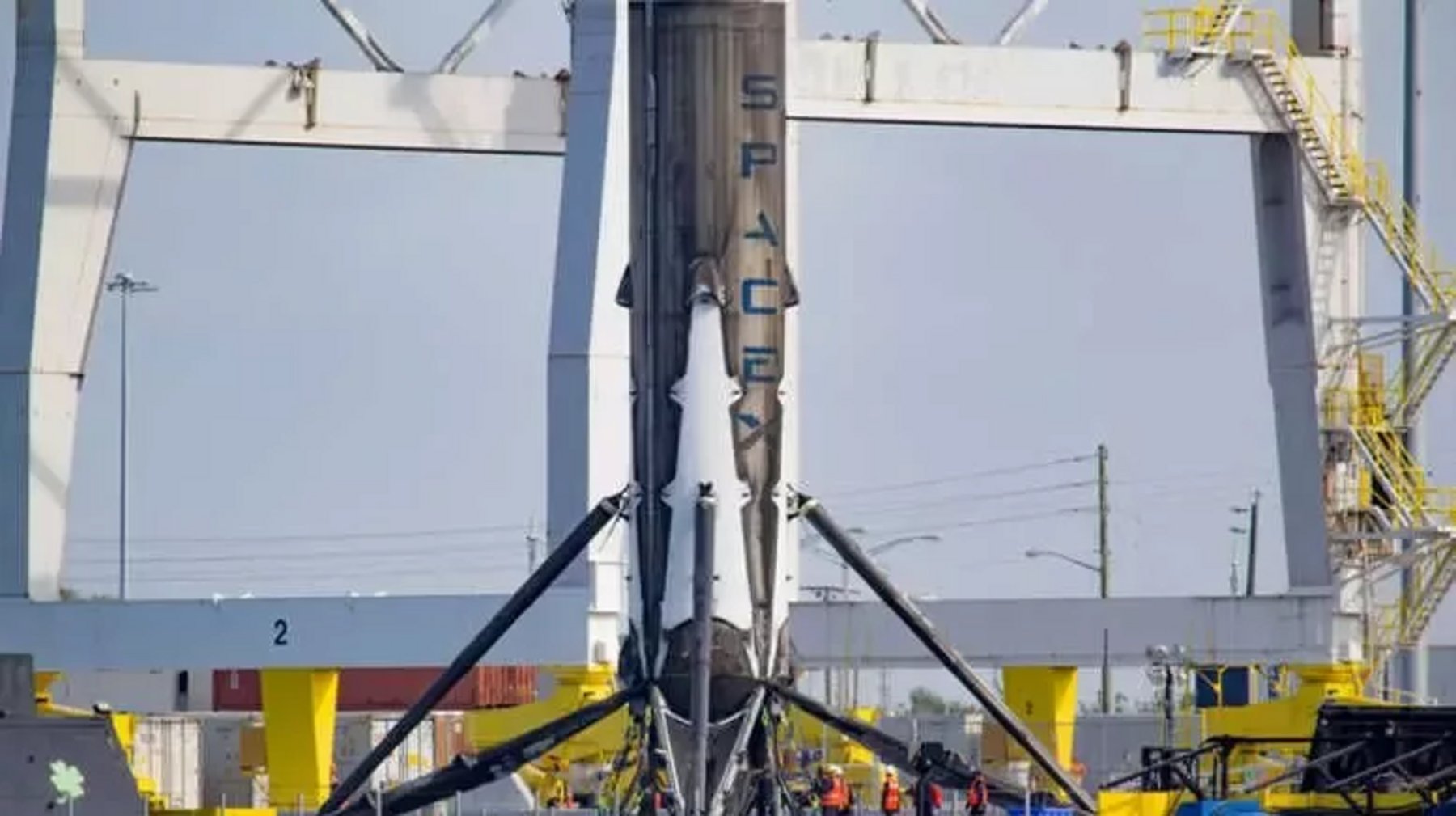 Elon Musk unveils SpaceX's BFR spaceship main body tool | Manufacturing ...