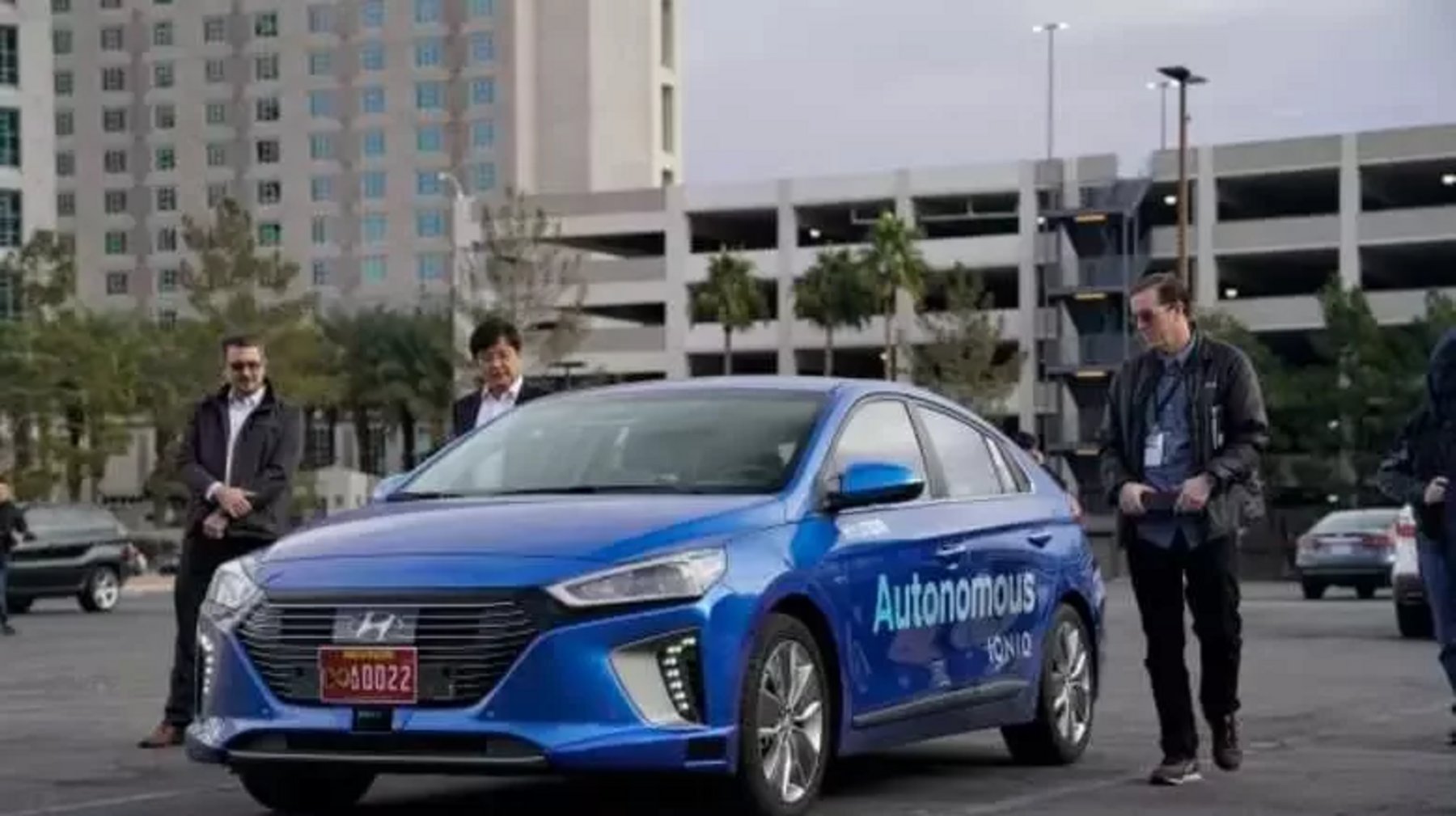 Samsung secures permission to begin testing self-driving cars on ...