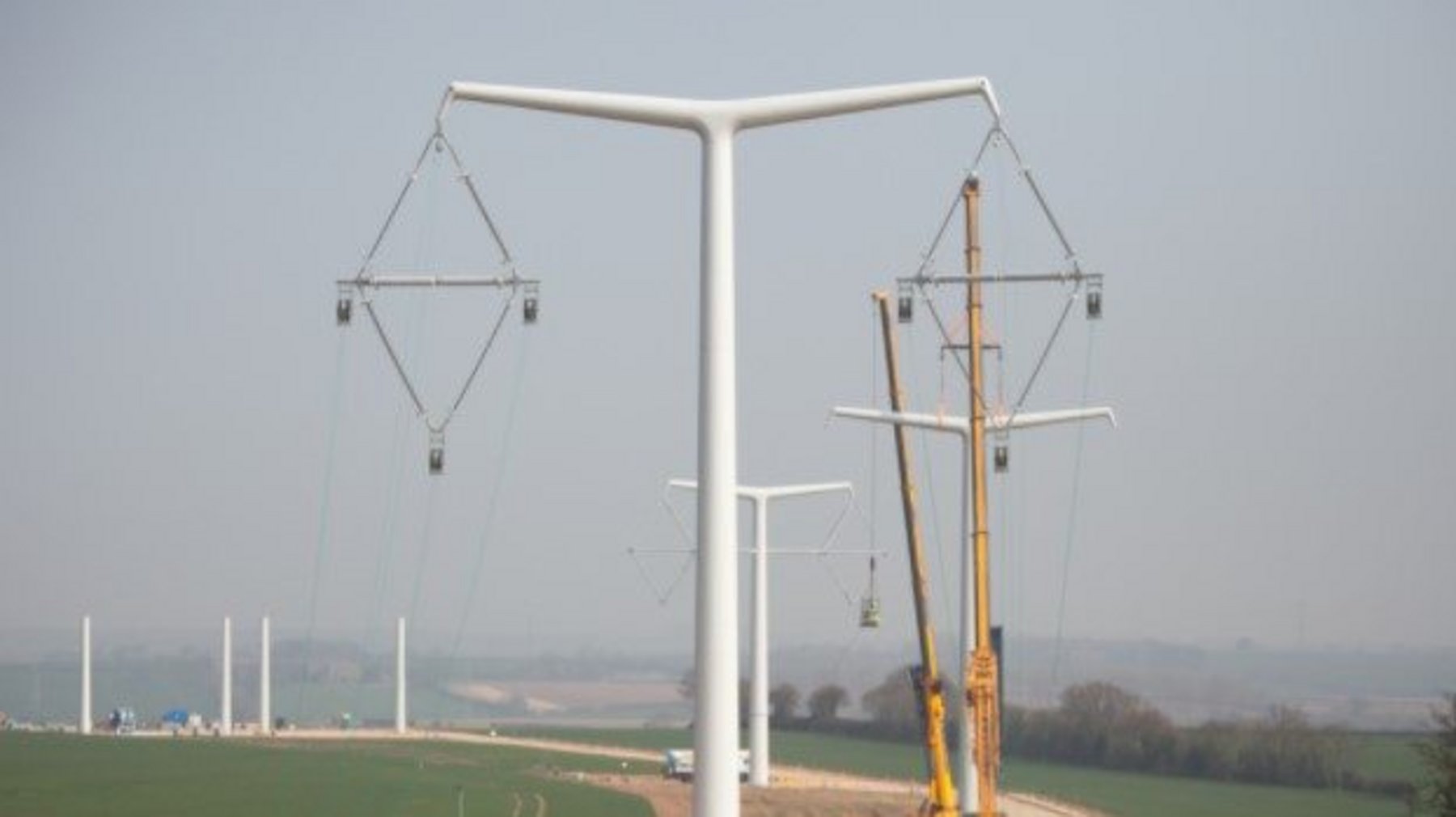 T-pylons herald UK low-carbon electricity era | Energy Magazine