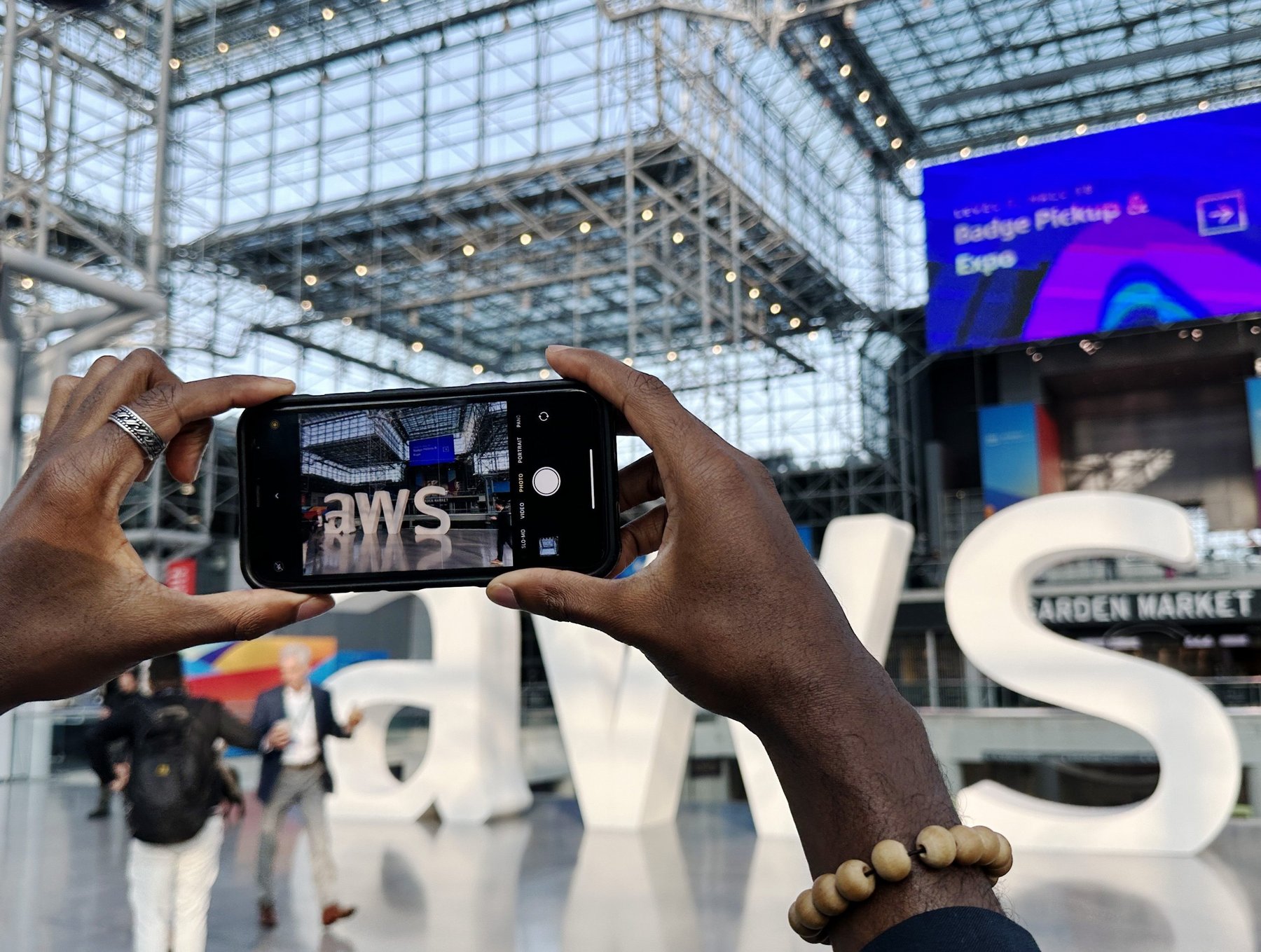 AWS continues to innovate in generative AI across industries | AI Magazine