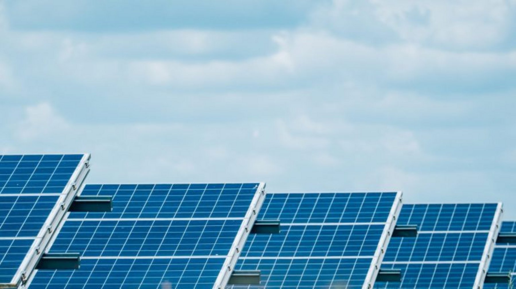 Low Carbon begins construction on three UK solar farms | Energy Magazine