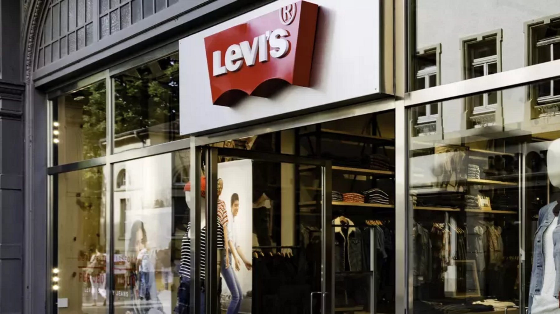 Levi’s: AI Forecasting Improves Supply Chain Accuracy | Business Chief ...