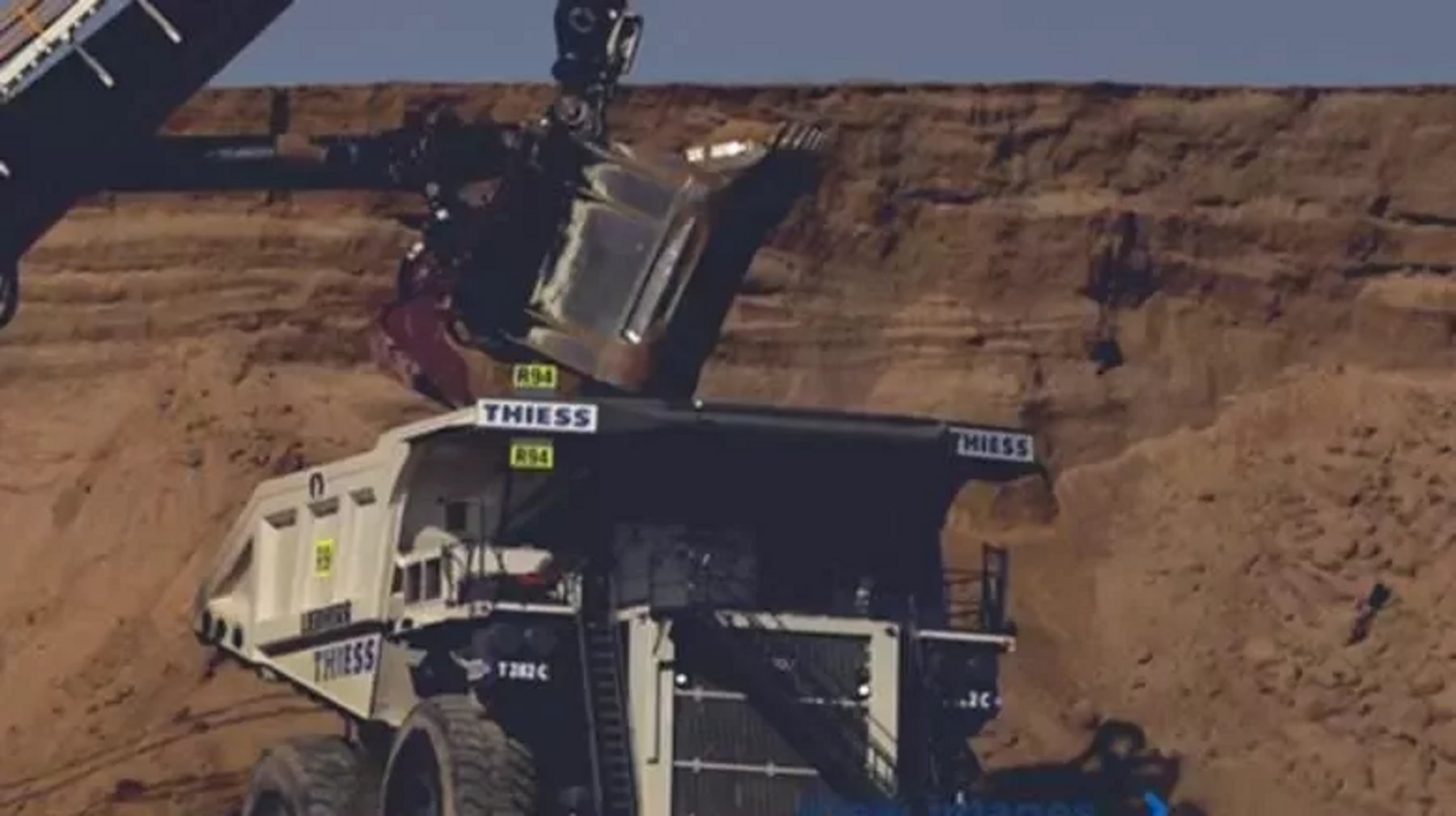 Thiess secures $890mn contract extension at Coronado's Curragh coal ...