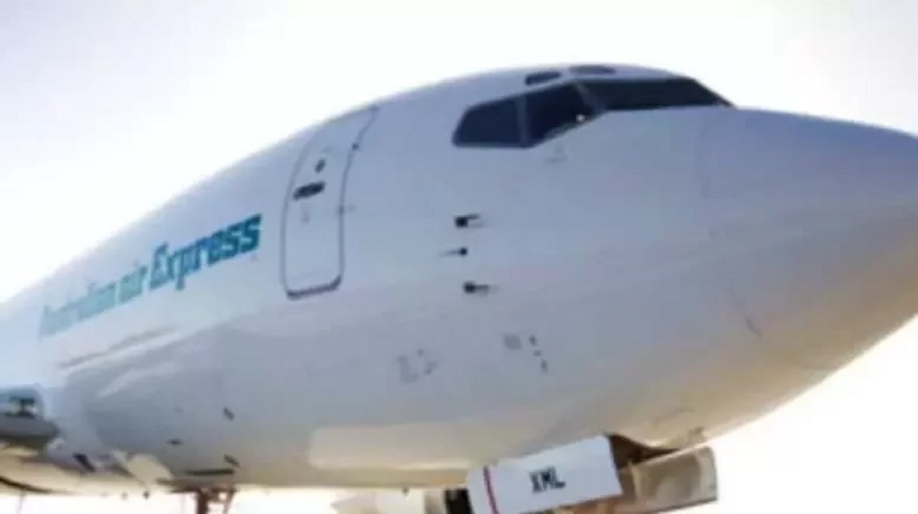 Qantas acquires Australian air Express, sells StarTrack | Supply Chain ...