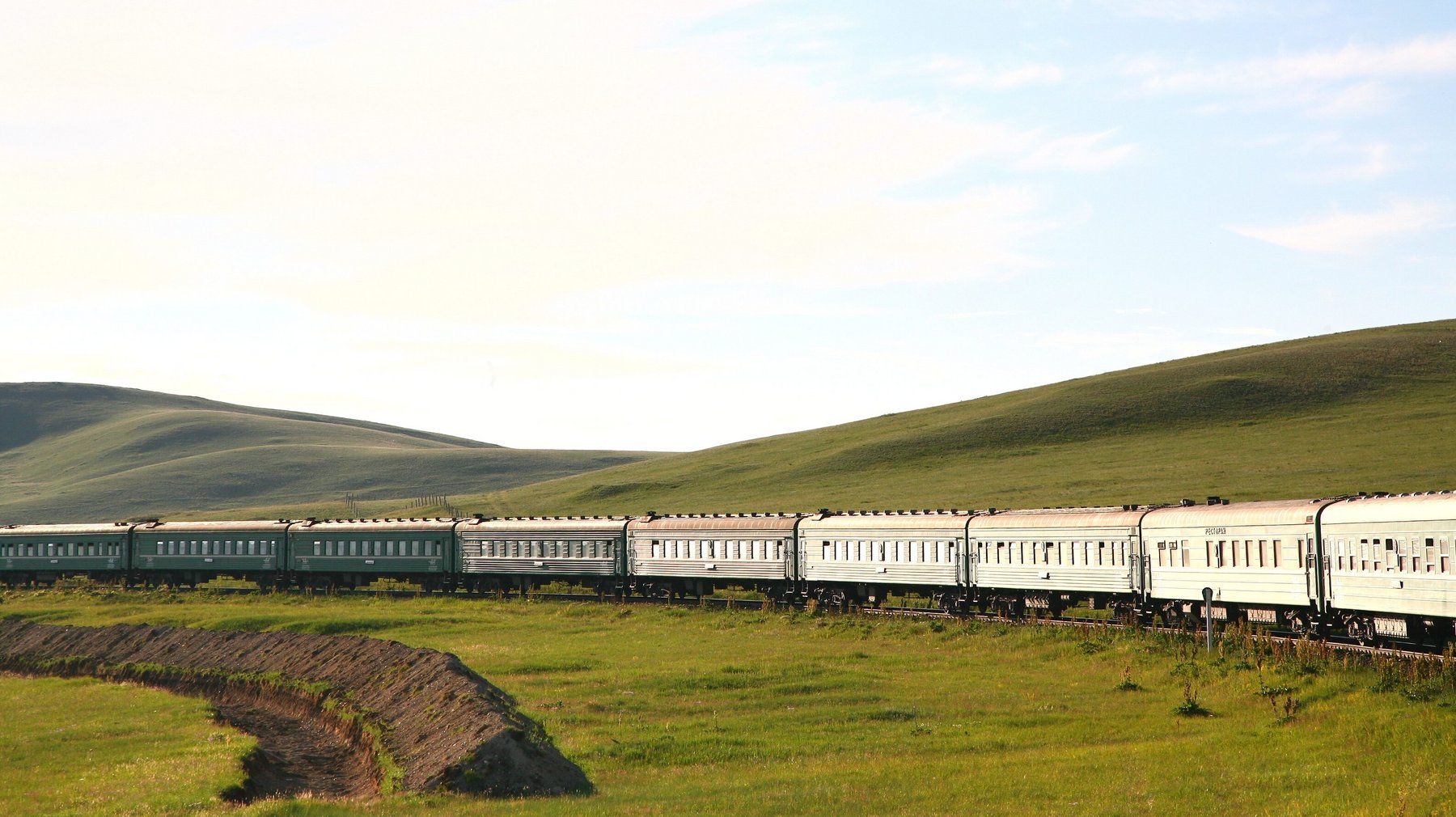 Mongolia launches major new railway link to boost economy ...