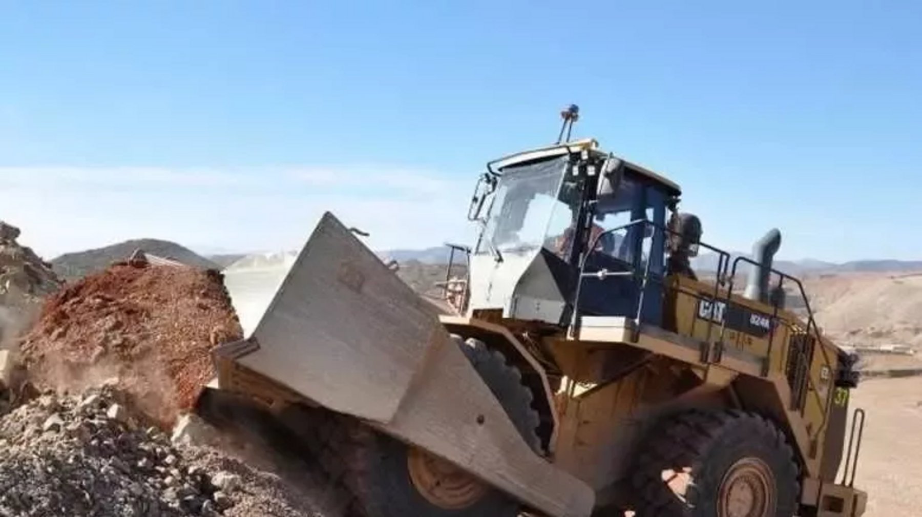 Caterpillar Introduces New 824K Wheel Dozer for Improved Efficiency ...