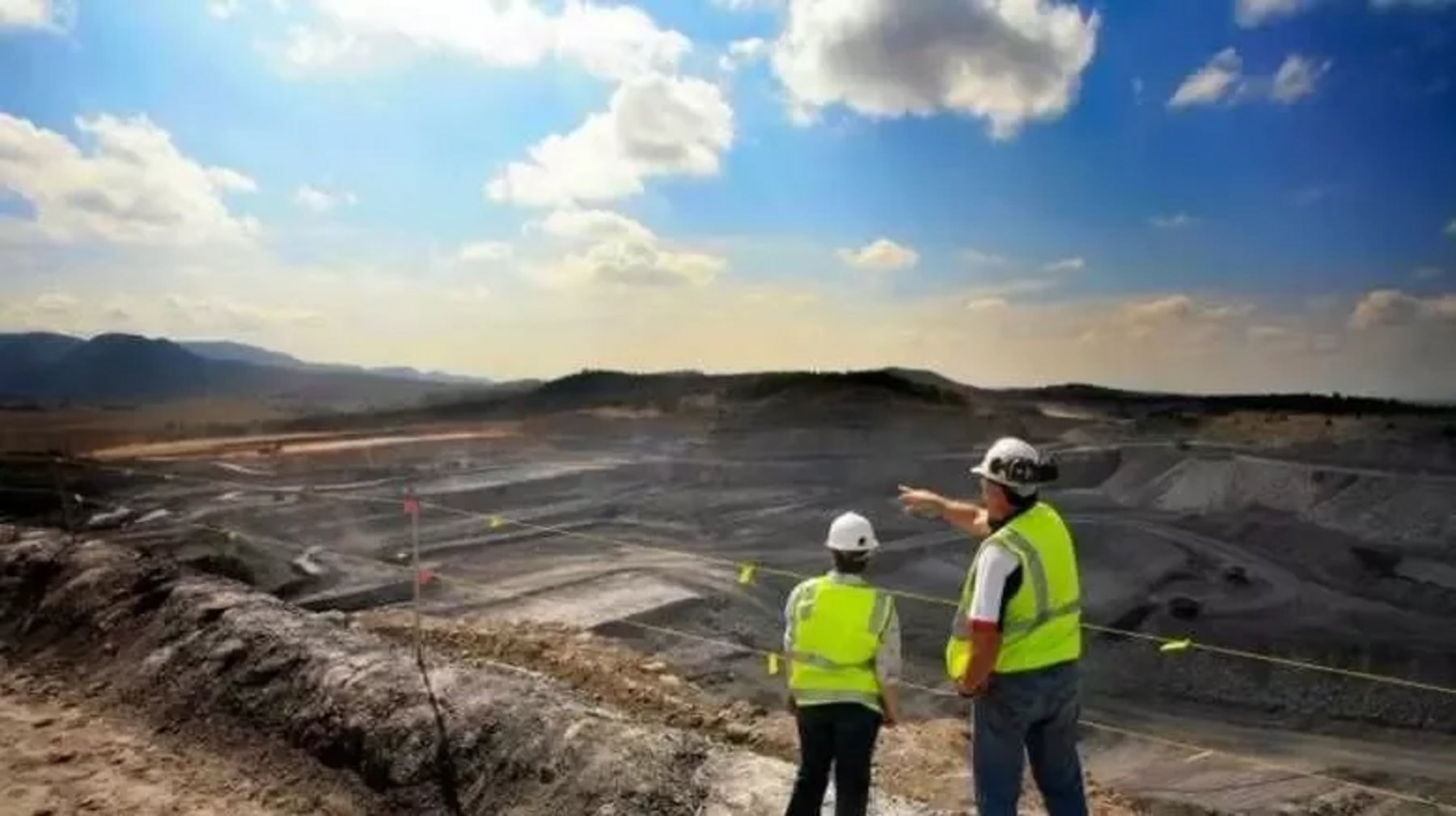 [GIFS] The 5 Stages of the Mining Life Cycle | Mining Digital