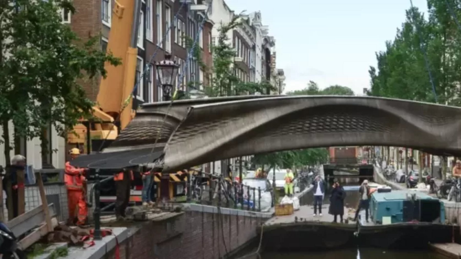 MX3D installs first stainless steel 3D printed bridge | Construction ...