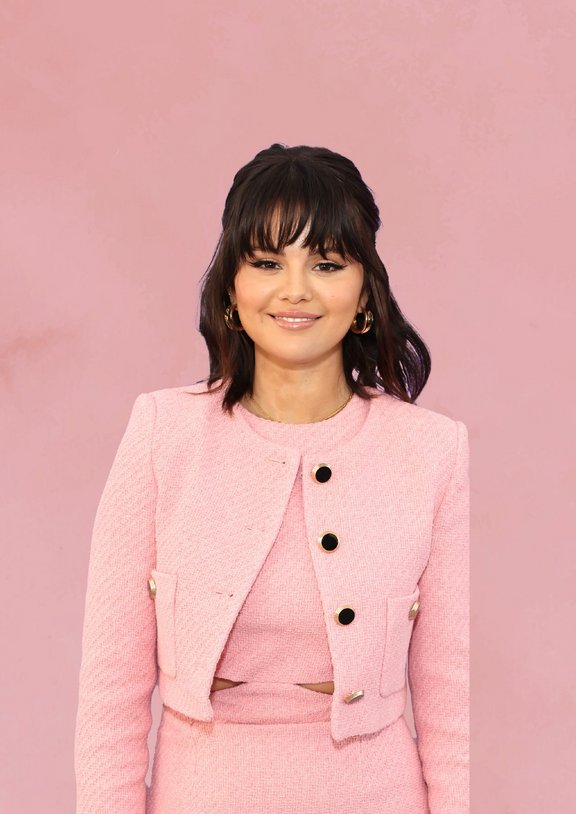 Selena Gomez Pink Highlights