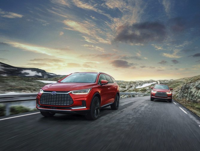 Top 10 CEOs of firms influencing future e-mobility | EV Magazine