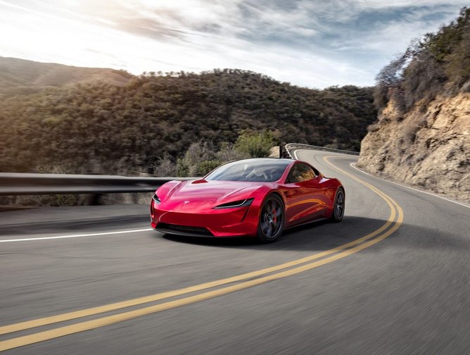 Is Tesla shedding overvalued shares before it tanks? | EV Magazine