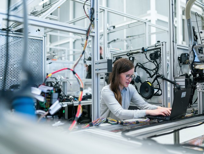 Smart manufacturing and digital determination with iBASEt ...