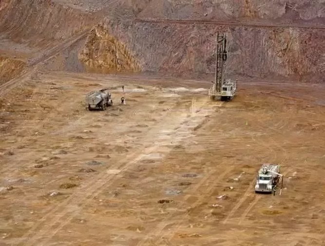 Newmont Mining to Invest $1-Billion in Merian Gold Mine in Suriname ...