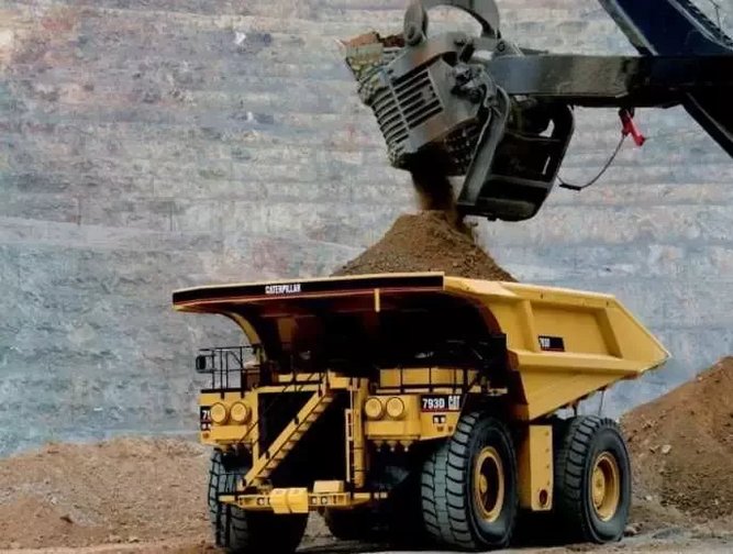 Top Driverless Trucks in the Mining Industry Today Plus Future Concepts ...
