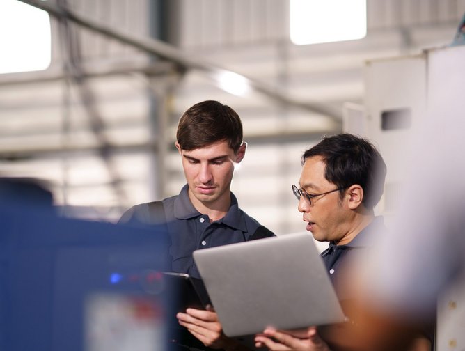 STULZ showcases its new single rack micro data centre design | Data ...