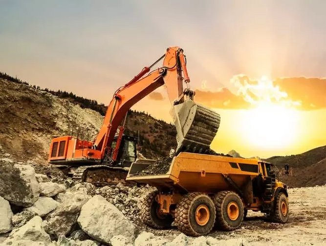 Hitachi invests $875 million into innovation for Australian | Mining ...