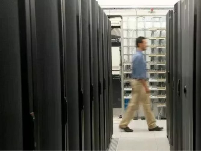 Rogers to expand Edmonton and Calgary data centres | Business Chief ...