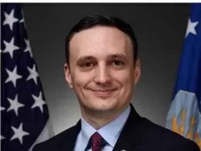 Nicolas Chaillan Business Chief
