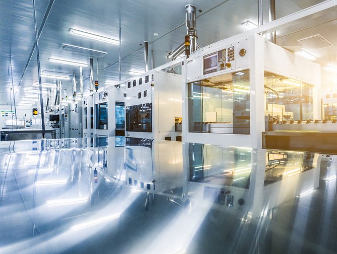 Decarbonisation & renewable energy in manufacturing | Manufacturing Digital