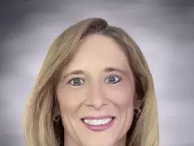 Laura Pierman | Business Chief North America